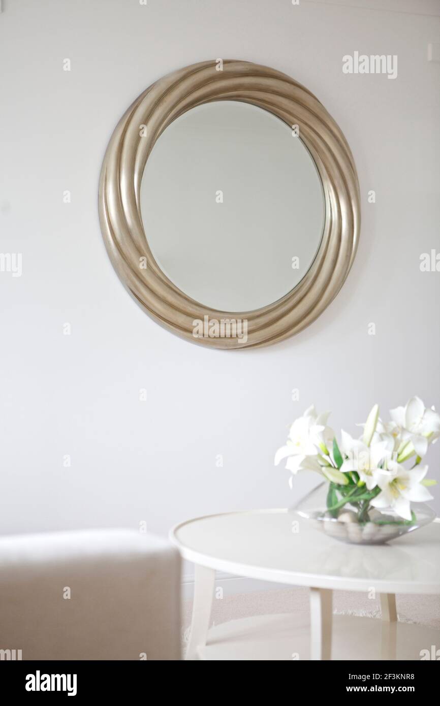 Round gold mirror Stock Photo - Alamy