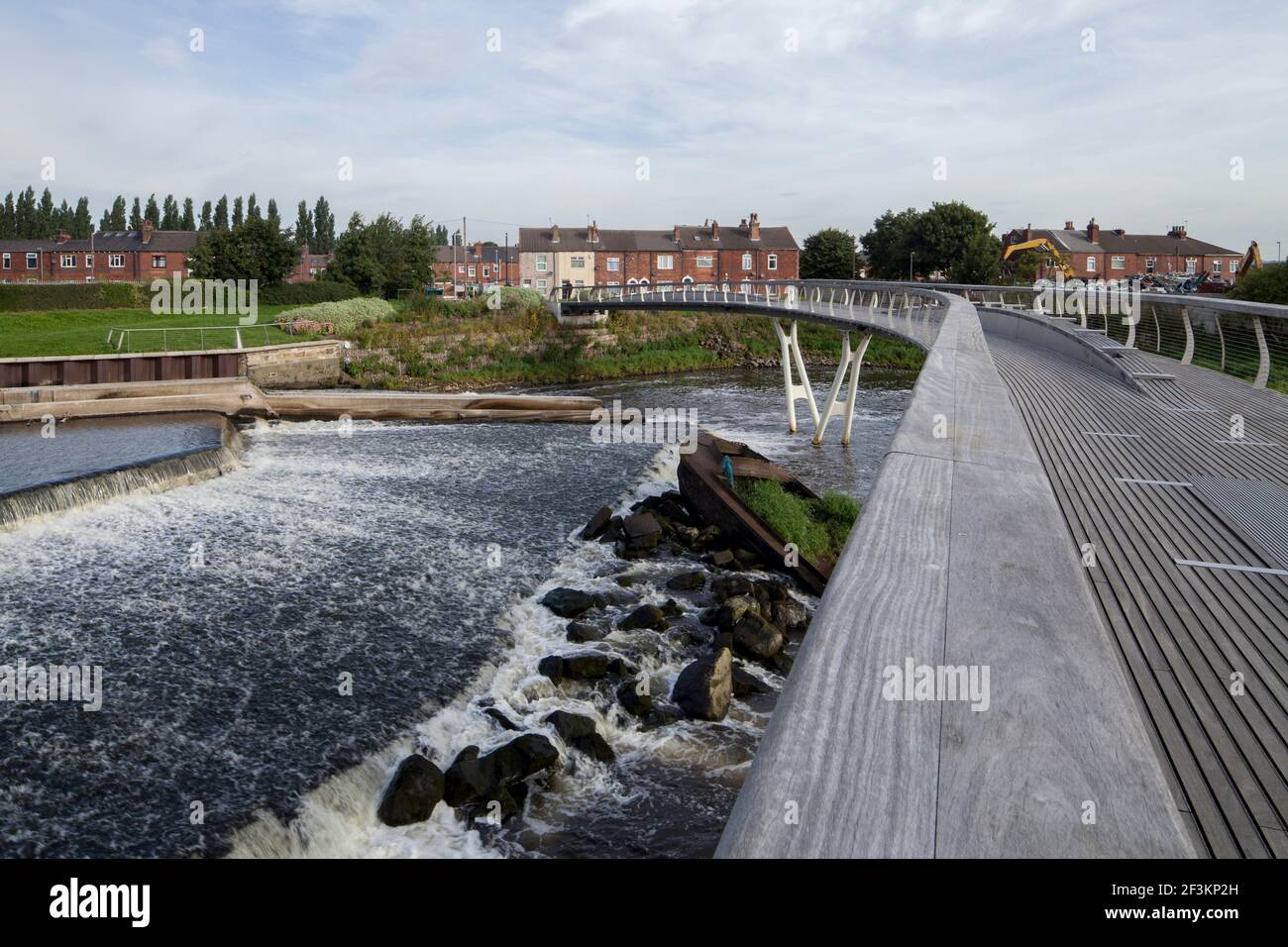 Castleford foot bridge hi-res stock photography and images - Alamy