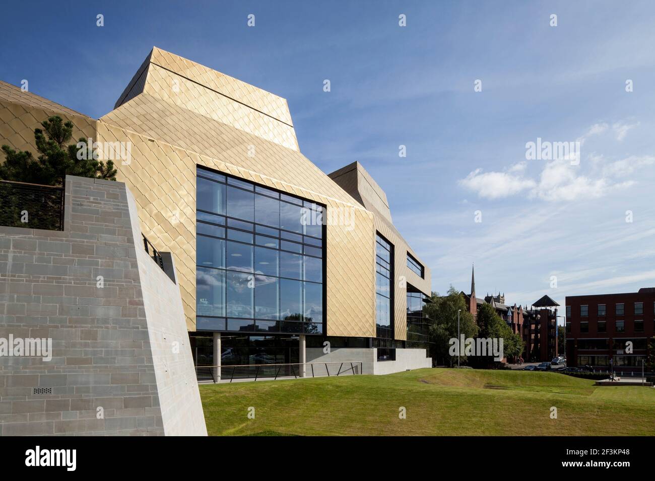 The Hive Library, Worcester Stock Photo - Alamy
