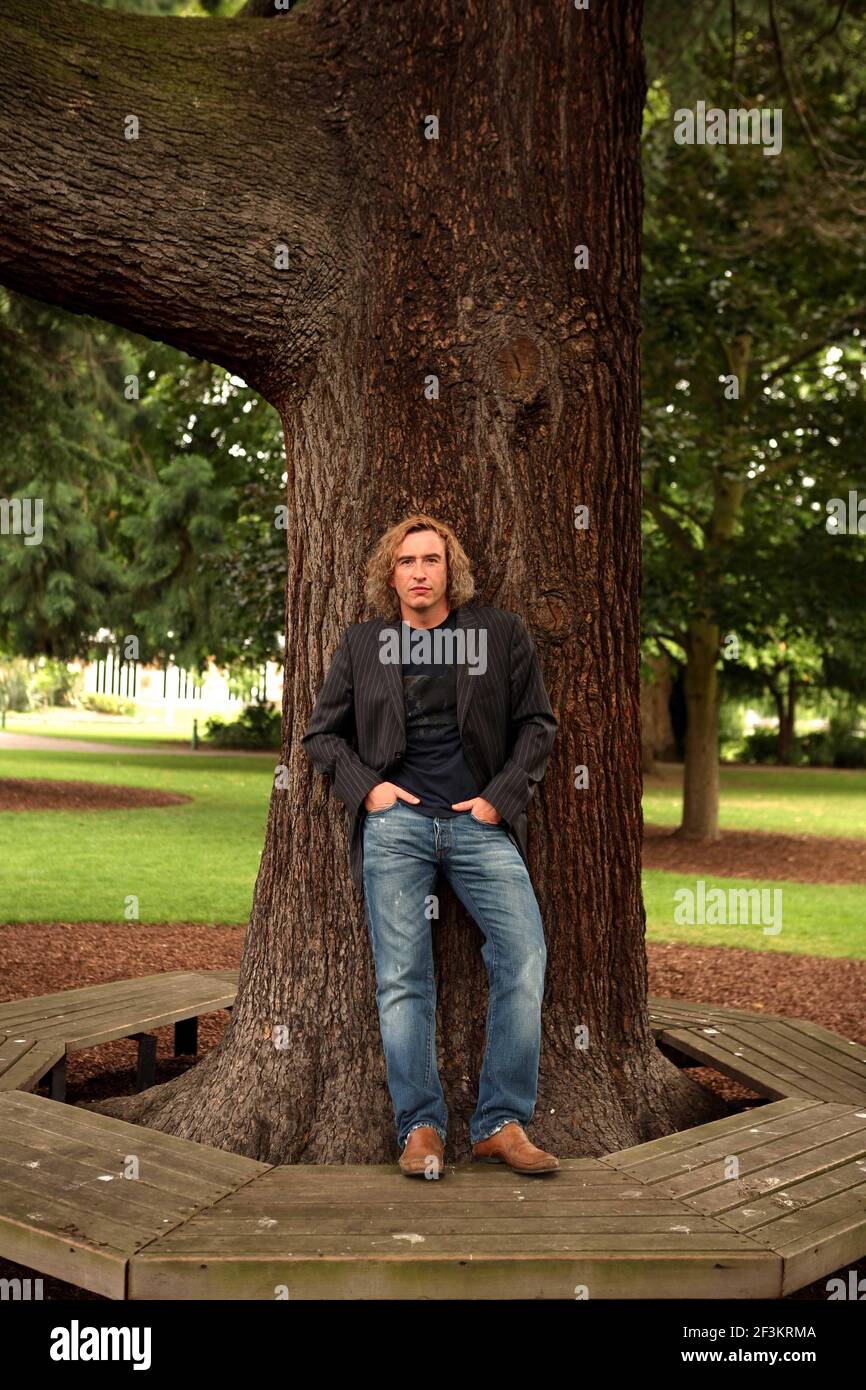 Steve Coogan in South West London. photograph by David Sandison 19/7 ...