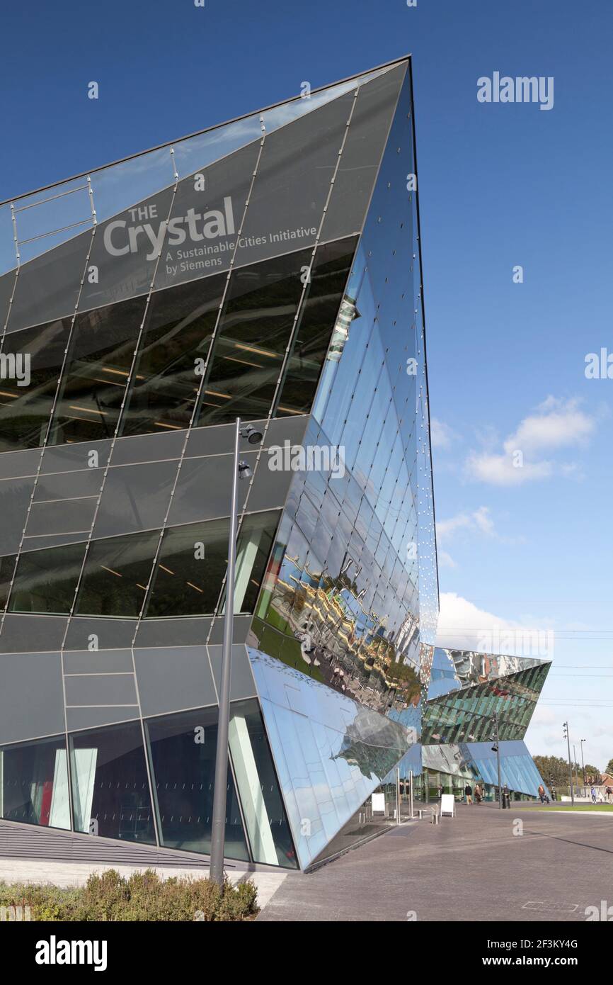The Crystal, Siemens Sustainable Cities Initiative, Royal Victoria ...