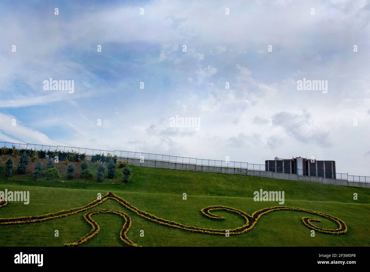 Roadside landscape hi-res stock photography and images - Alamy