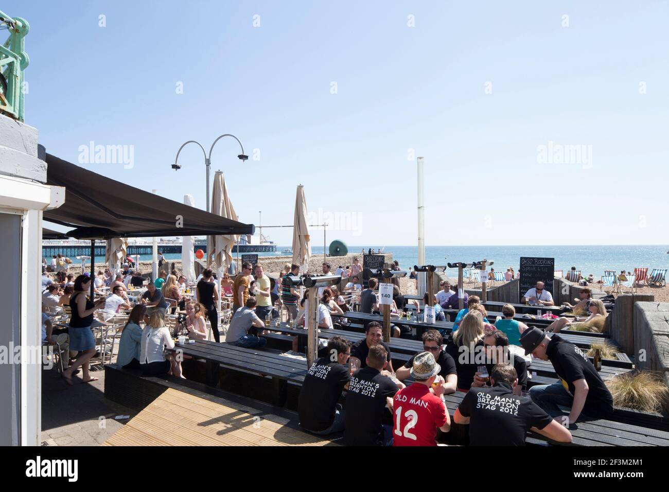 Ohso social beach bar hi-res stock photography and images - Alamy