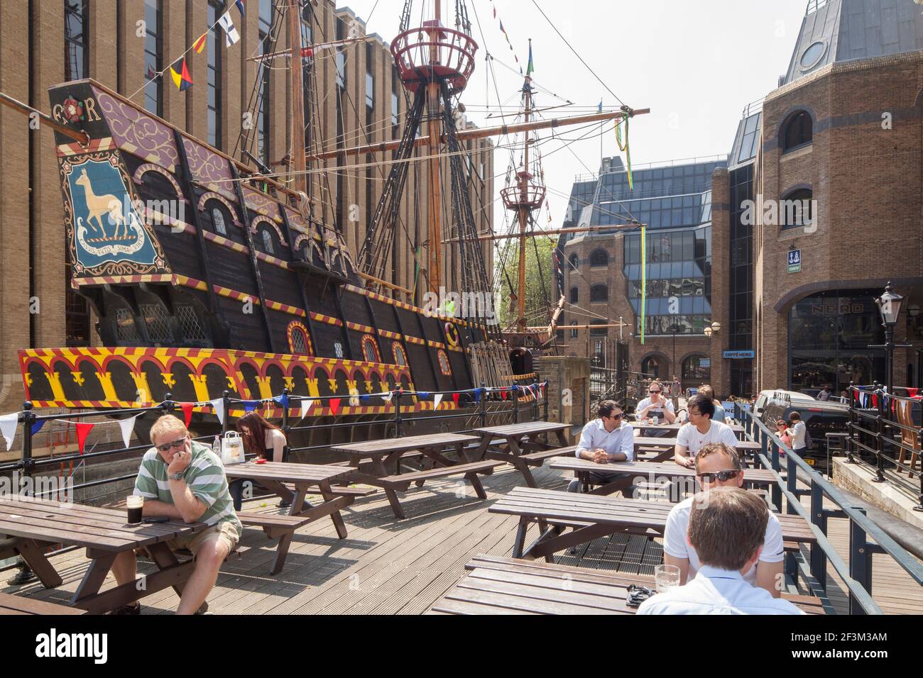Old Thameside Inn, London Stock Photo - Alamy