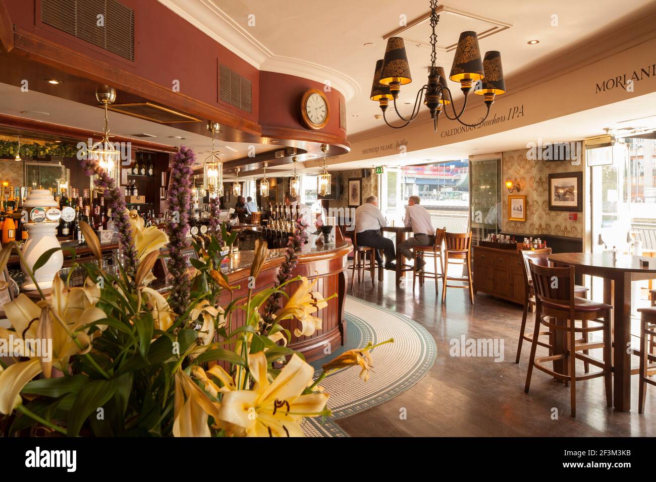 The Henry Addington, Canary Wharf, London Stock Photo - Alamy