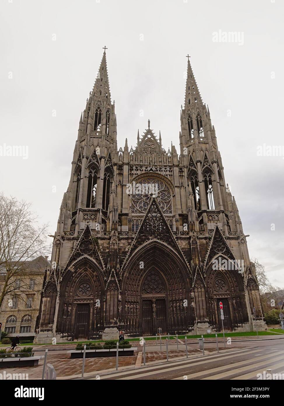 Late flamboyant gothic architecture hi-res stock photography and images ...