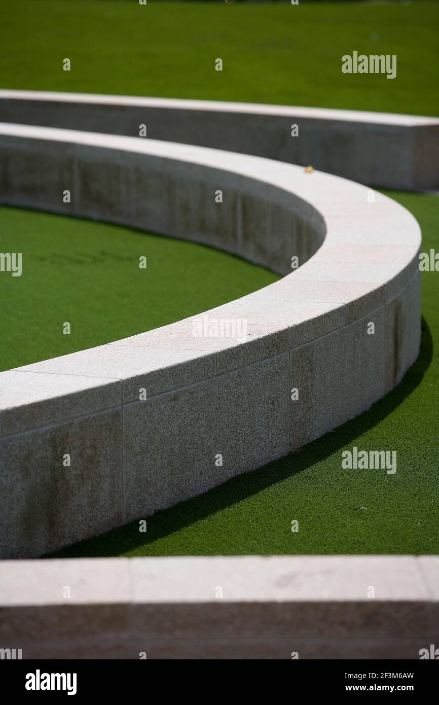 Curved hard grass hi-res stock photography and images - Alamy
