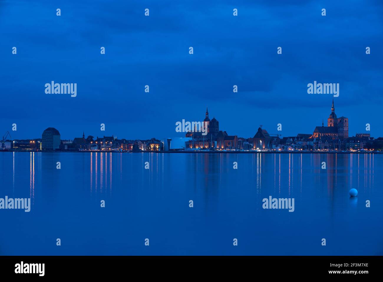 Stralsund hafen hi-res stock photography and images - Alamy