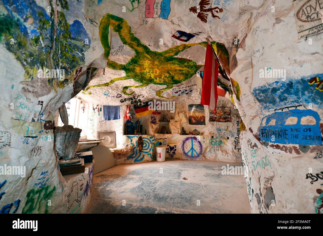 Coober Pedy, SA, Australia - November 13, 2017: Crocodile Harry’s ...