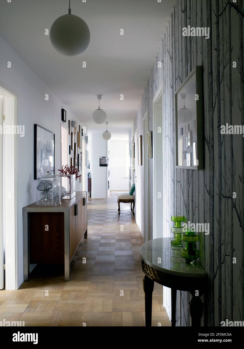 Greider hi-res stock photography and images - Alamy