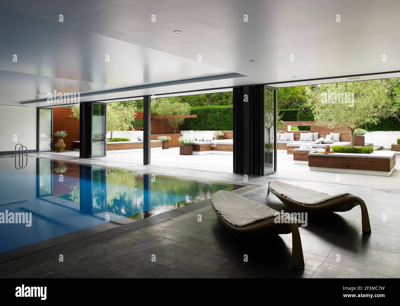 Pool House With Underground Room