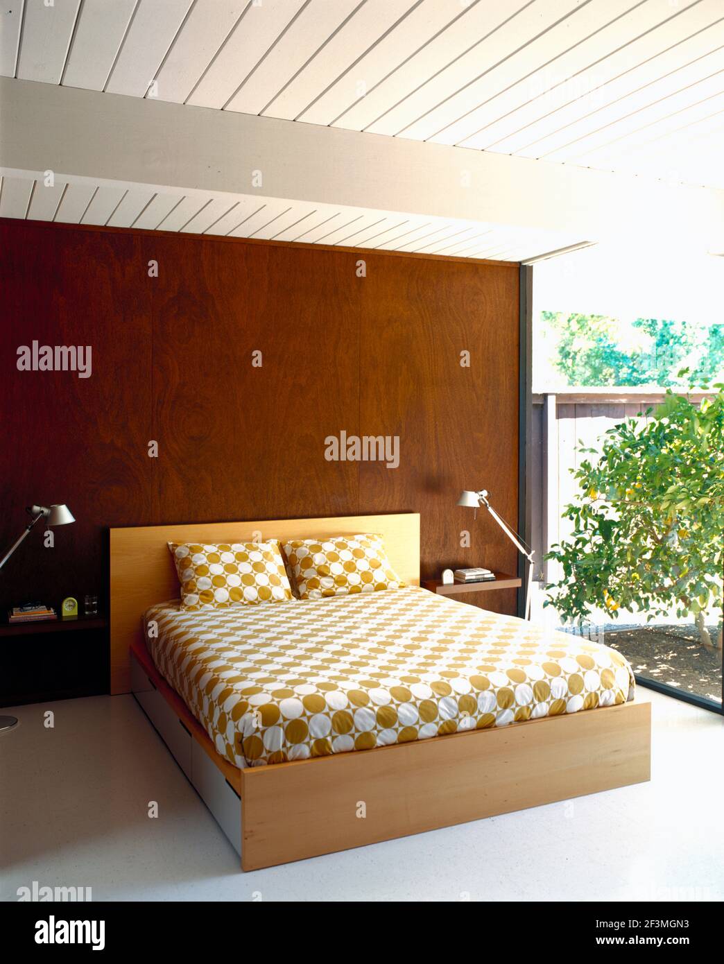 Eichler house hi-res stock photography and images - Alamy