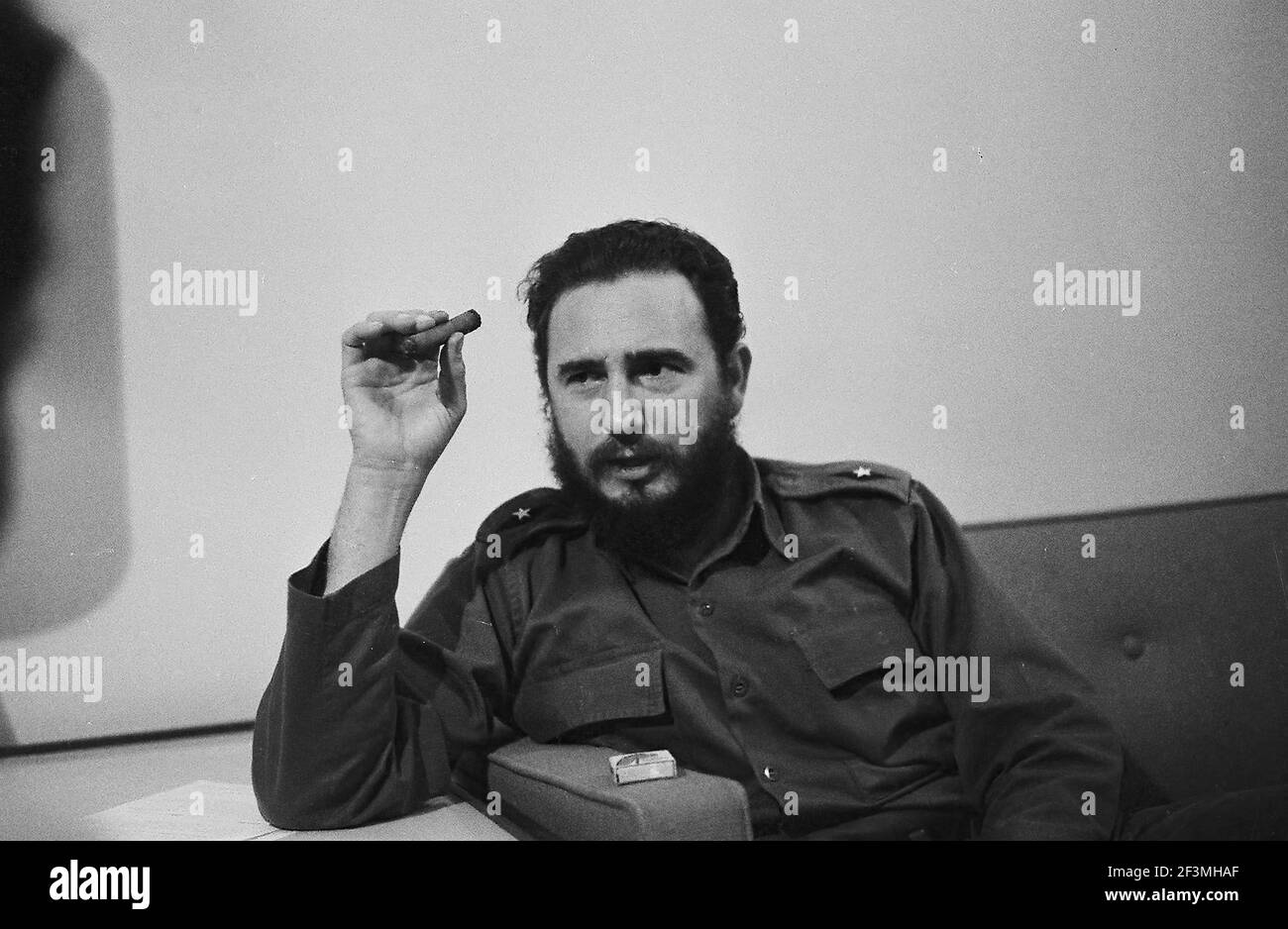 Fidel castro cigar historical hi-res stock photography and images - Alamy