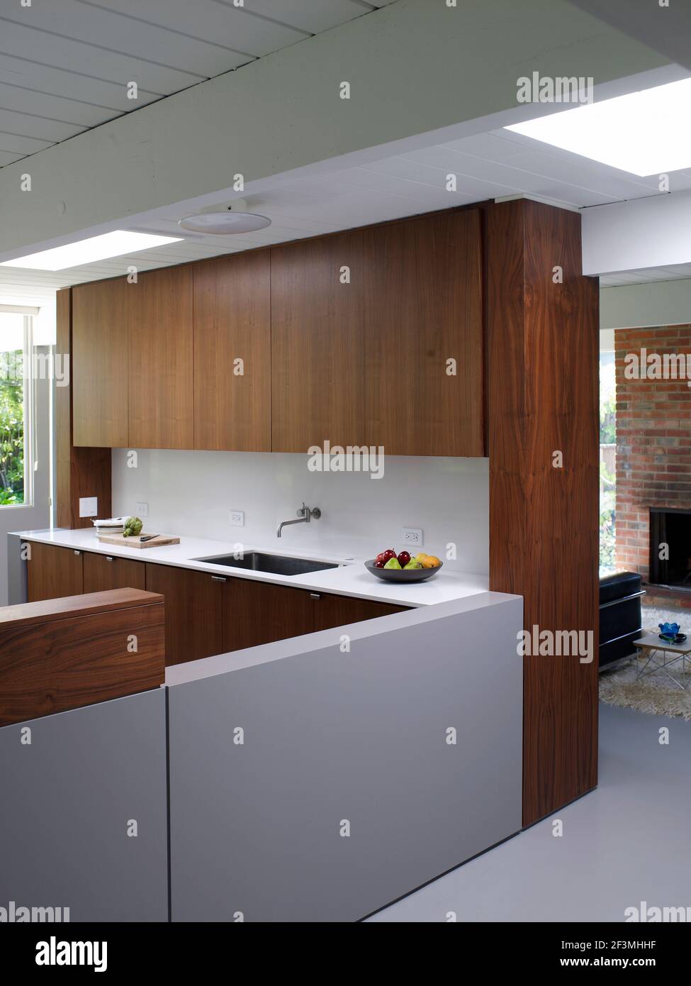 Whitney house hi-res stock photography and images - Alamy