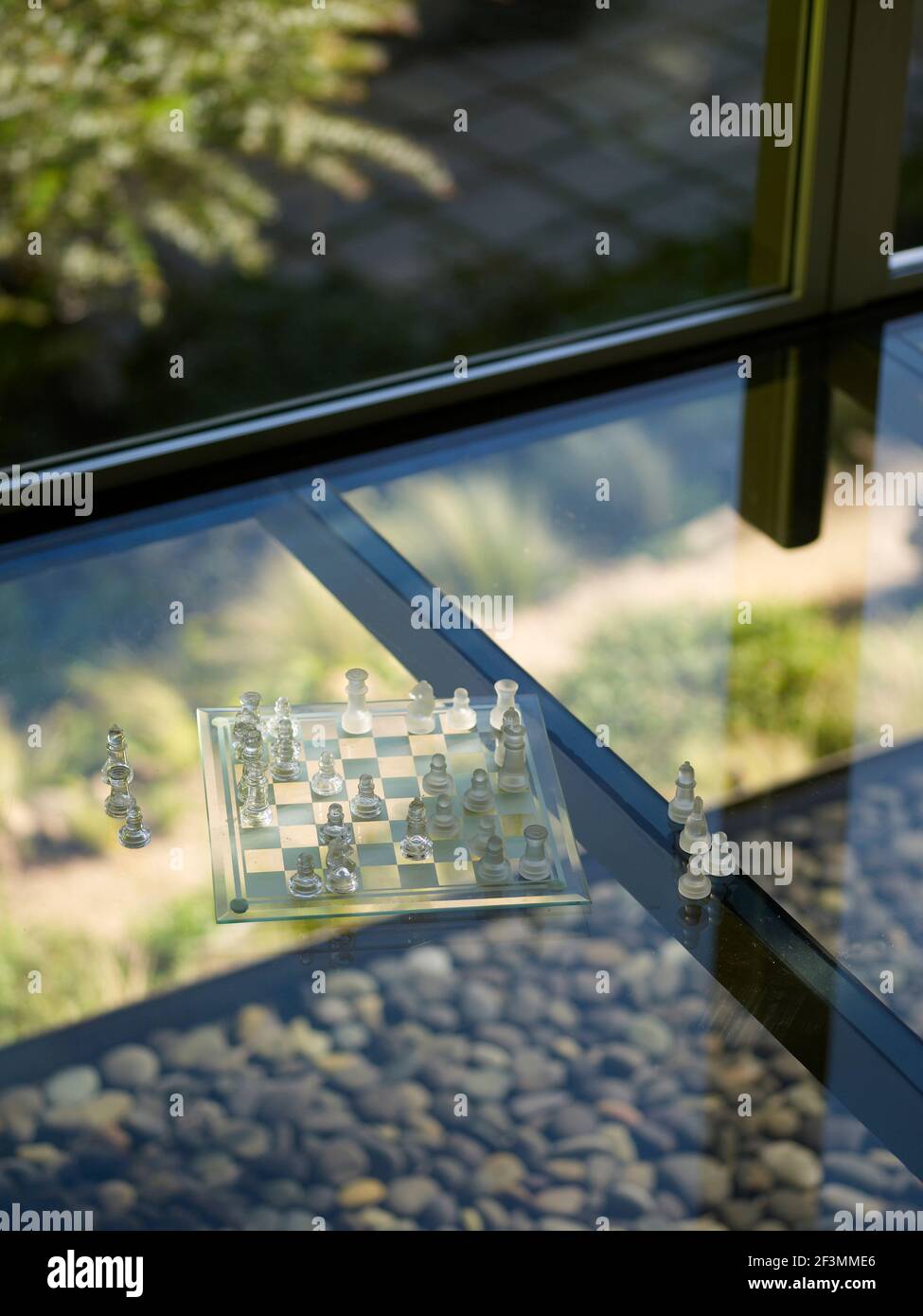 Full chess set hi-res stock photography and images - Alamy