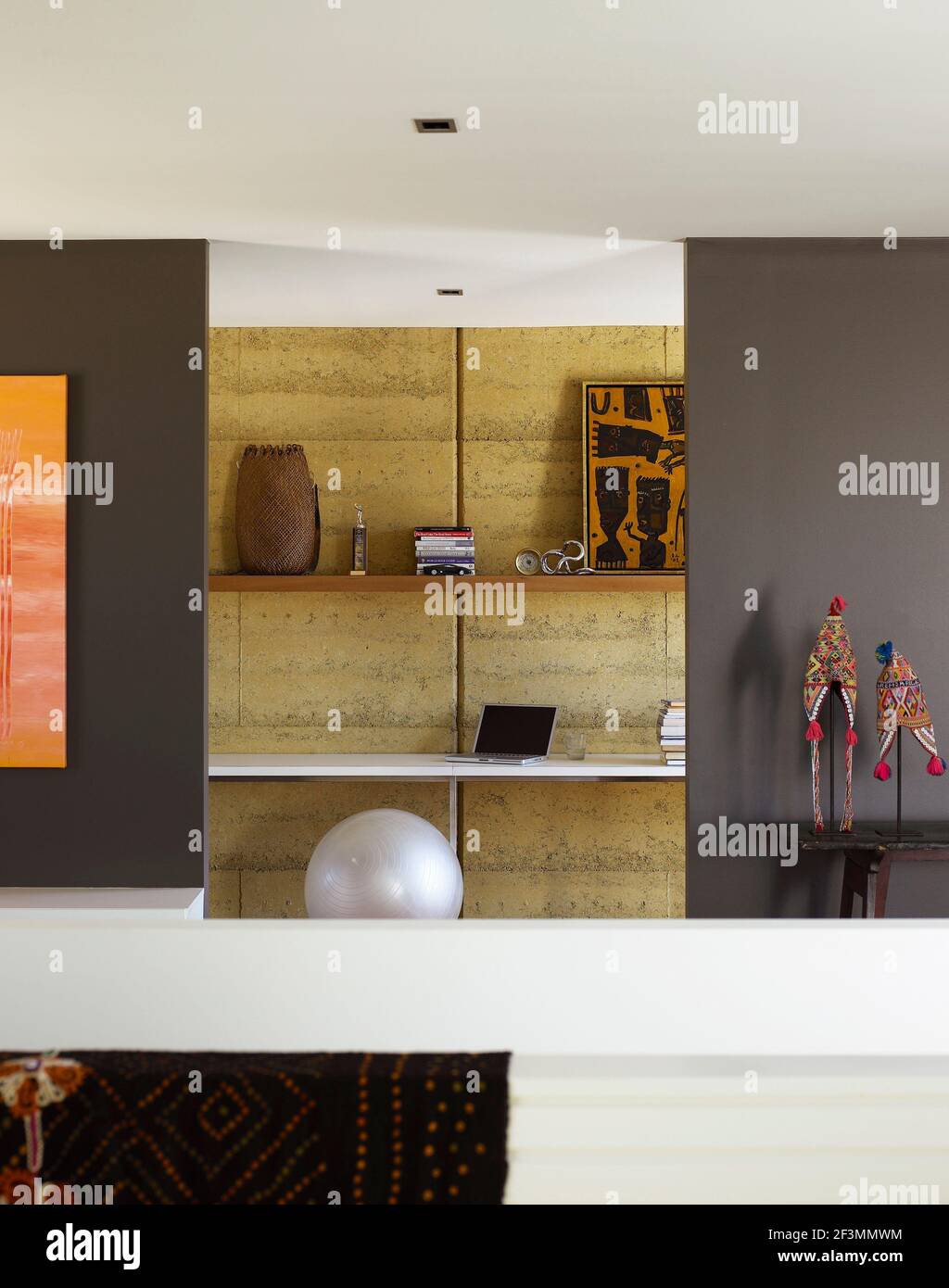 Shelf separation hi-res stock photography and images - Alamy