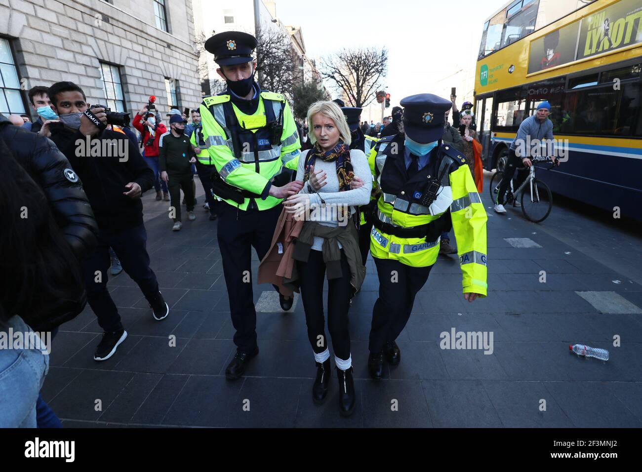 Gardai arrest woman on hi-res stock photography and images - Alamy