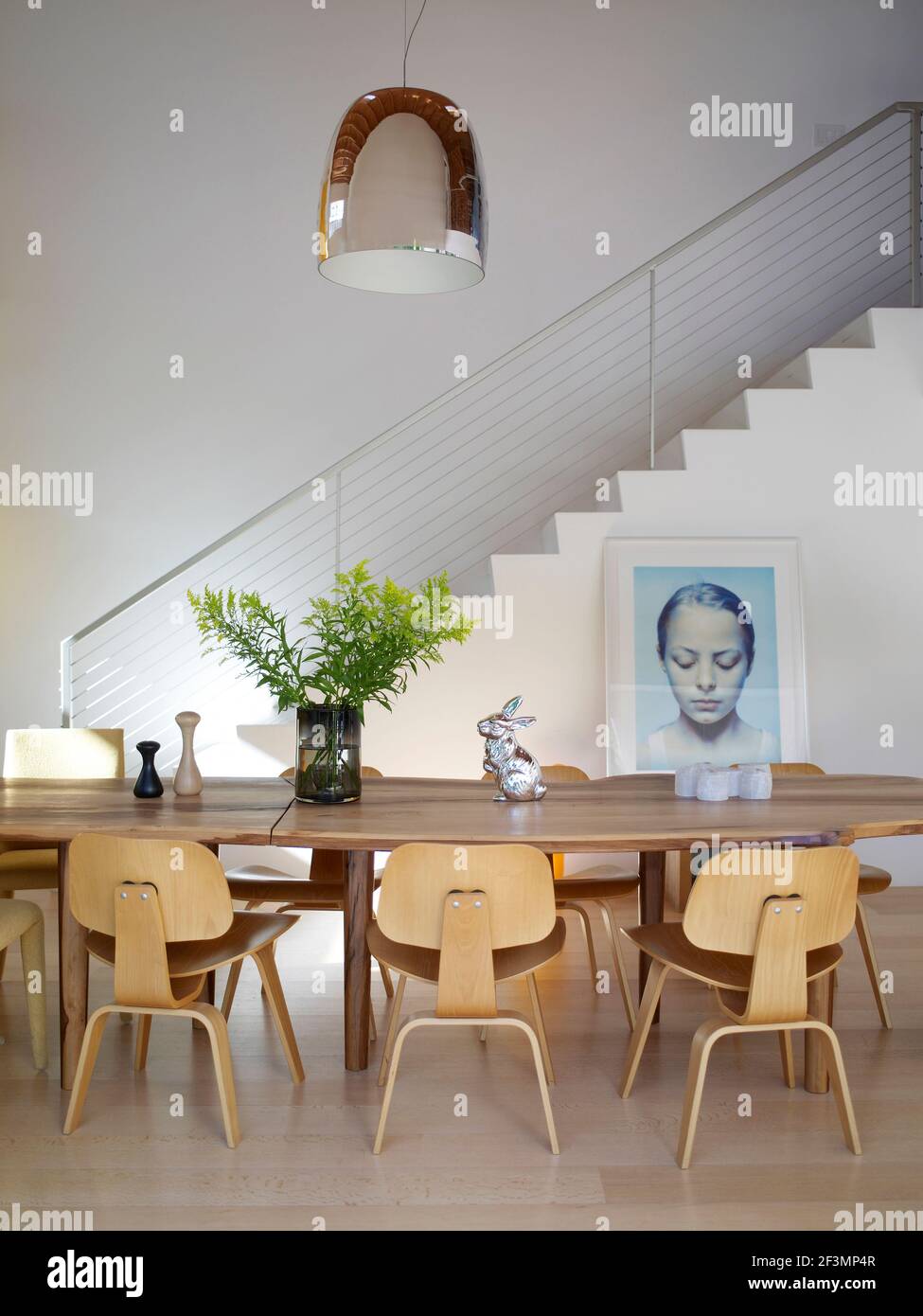 Eames chairs hi-res stock photography and images - Alamy