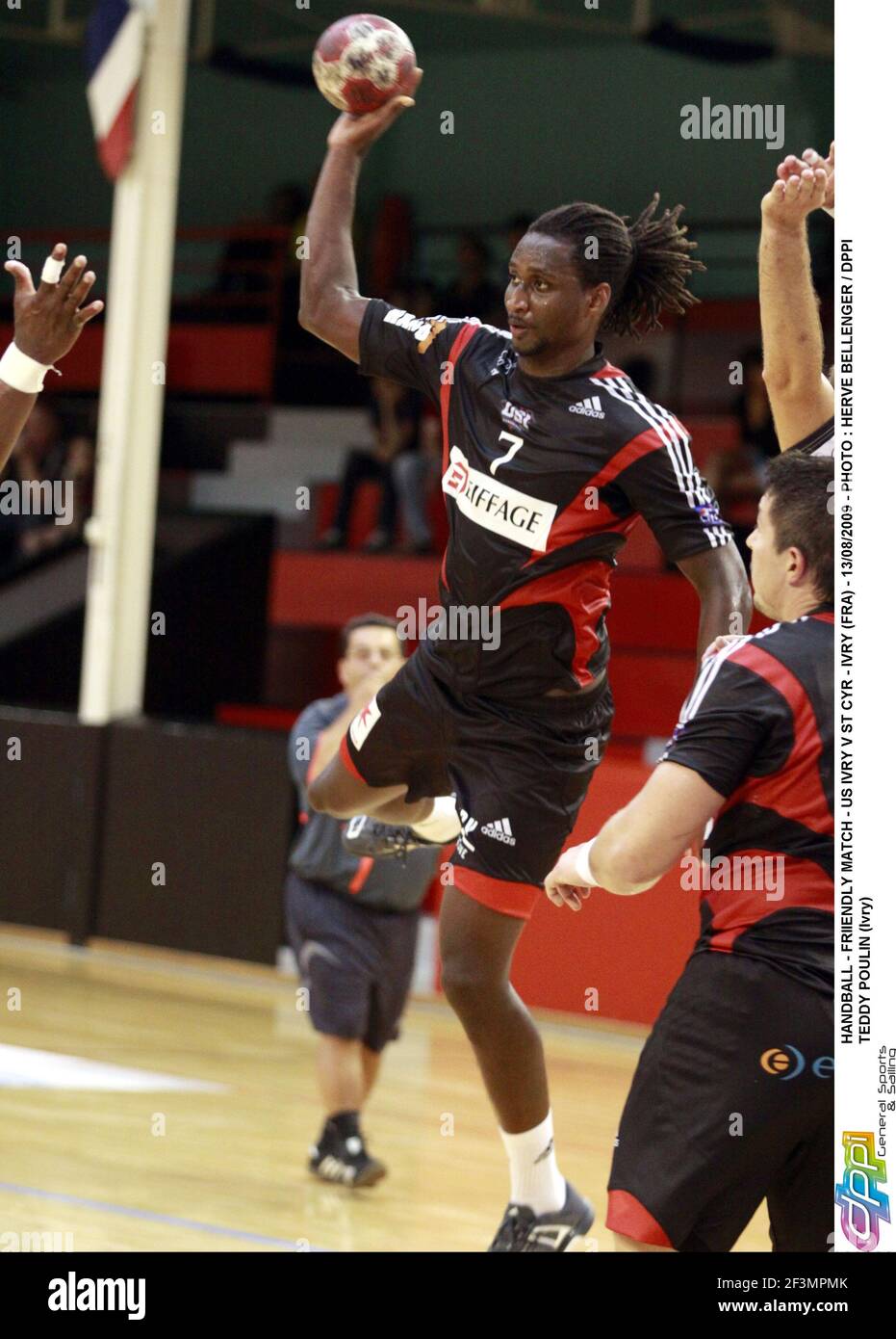 HANDBALL - FRIIENDLY MATCH - US IVRY V ST CYR - IVRY (FRA) - 13/08/2009 ...