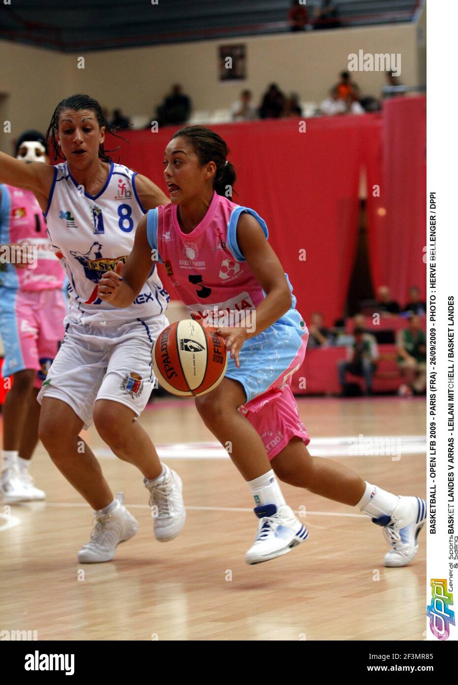 BASKETBALL - OPEN LFB 2009 - PARIS (FRA) - 26/09/2009 - PHOTO : HERVE ...