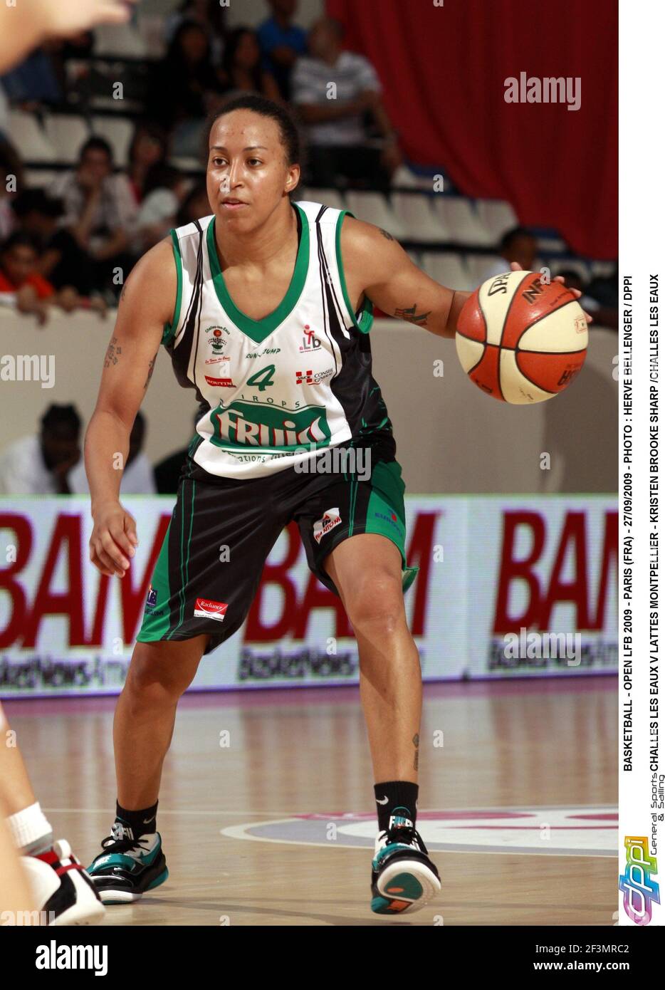 Sharp kristen brooke hi-res stock photography and images - Alamy