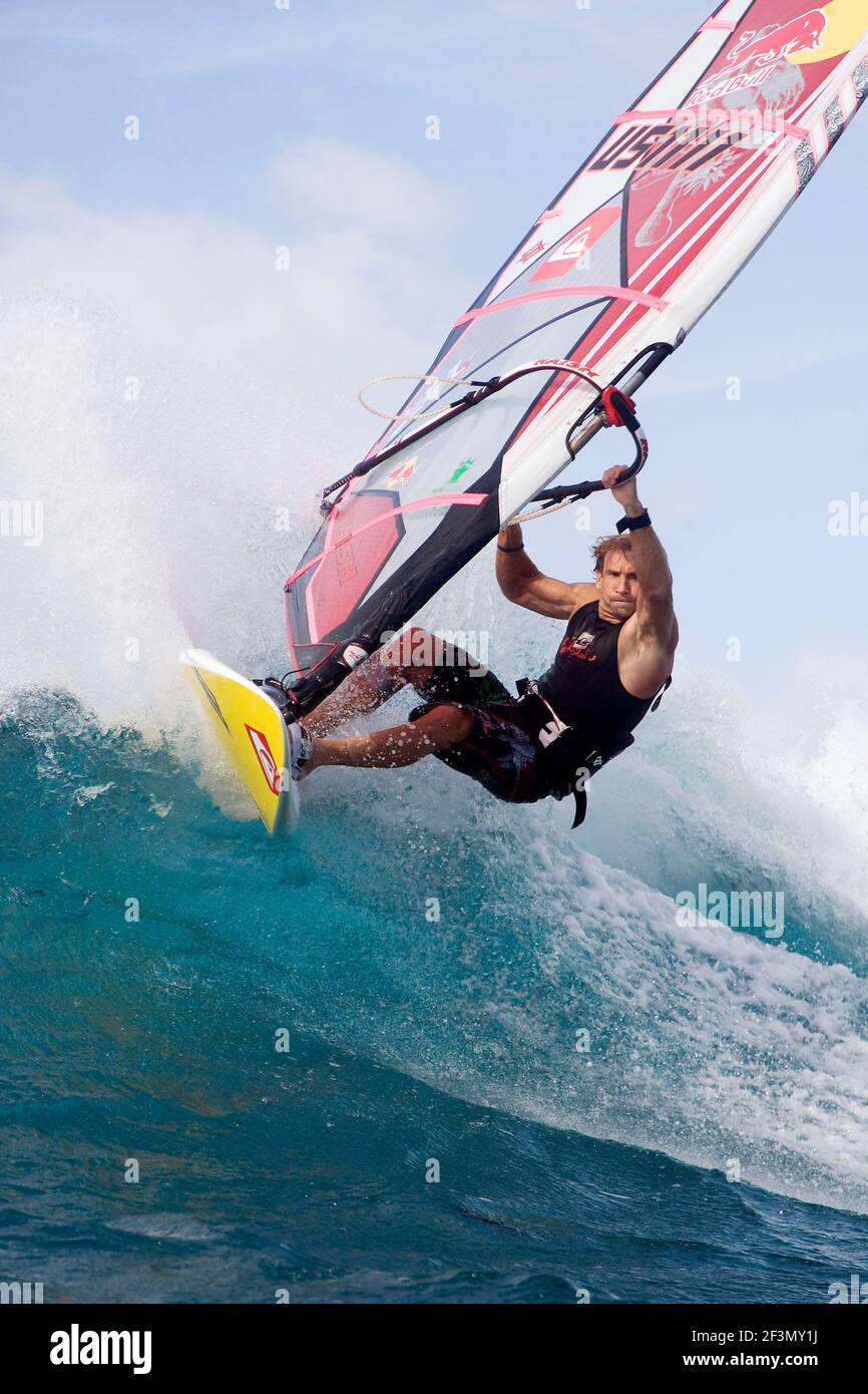 WINDSURFING - ILLUSTRATION - 02/04/2010 - PHOTO : MAXIME HOUYVET / DPPI ...