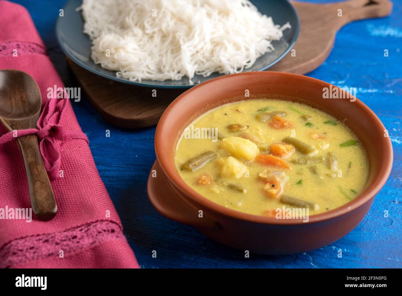 Idiyappam With Vegetable Stew Stock Photo - Alamy