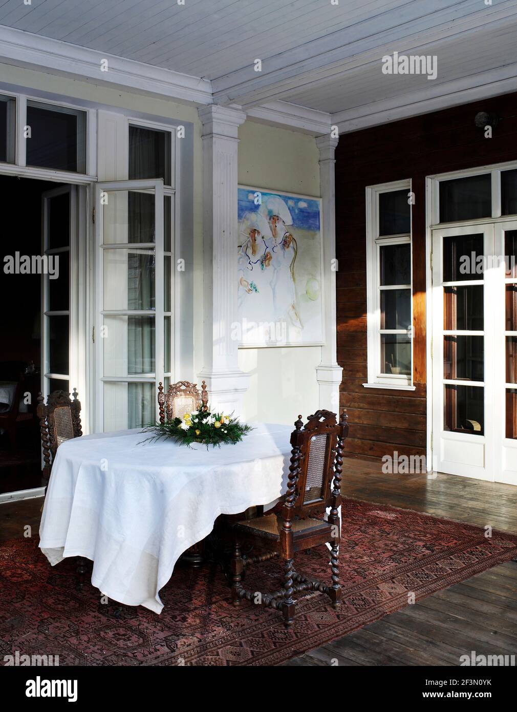 Traditional antique furniture windows hi-res stock photography and ...