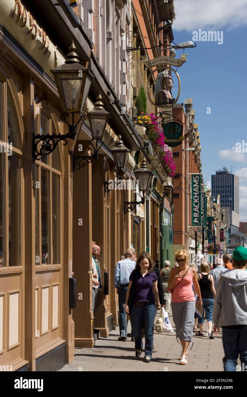 High street leicester hi-res stock photography and images - Alamy