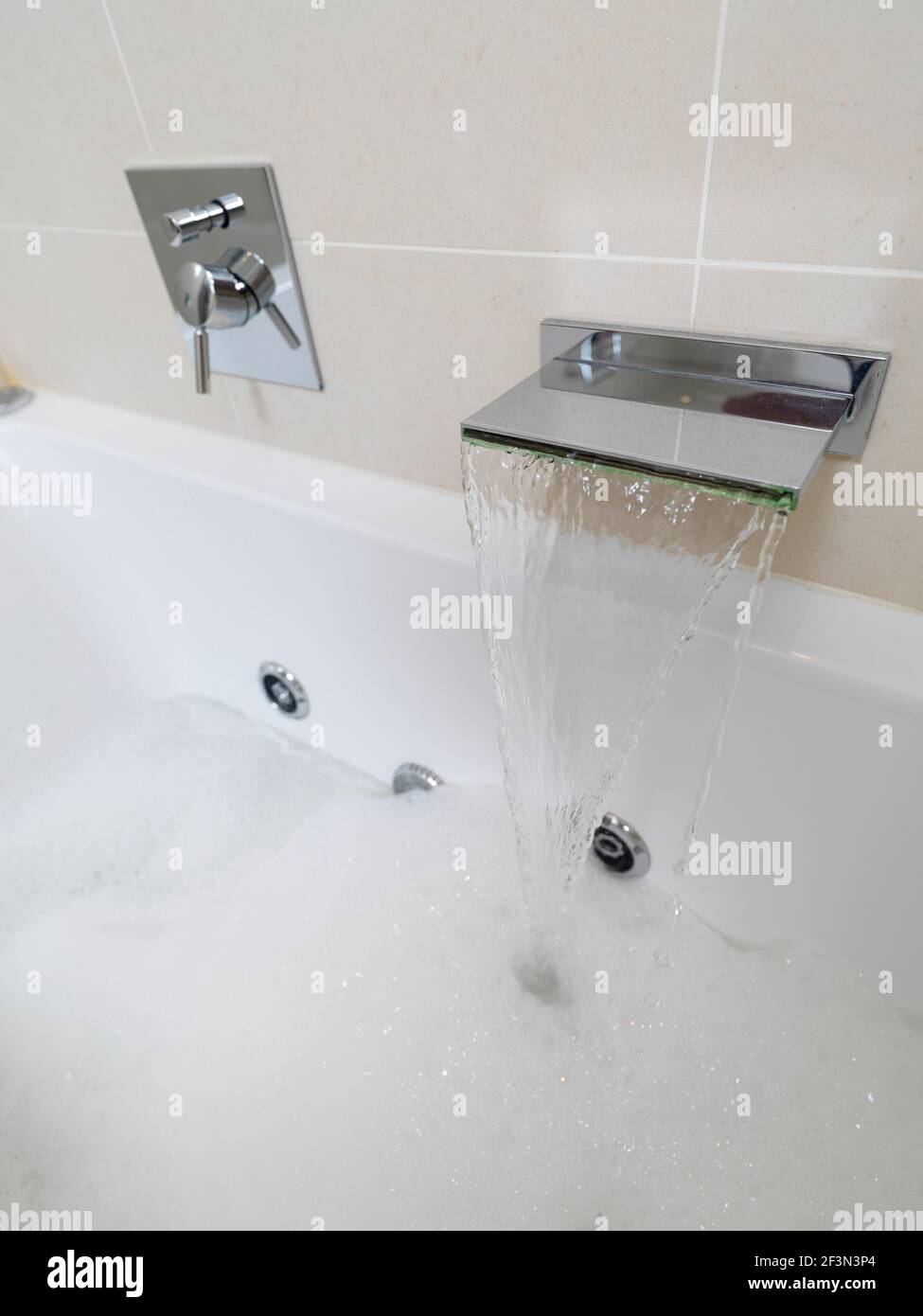 Bathtub tap fitting hi-res stock photography and images - Alamy