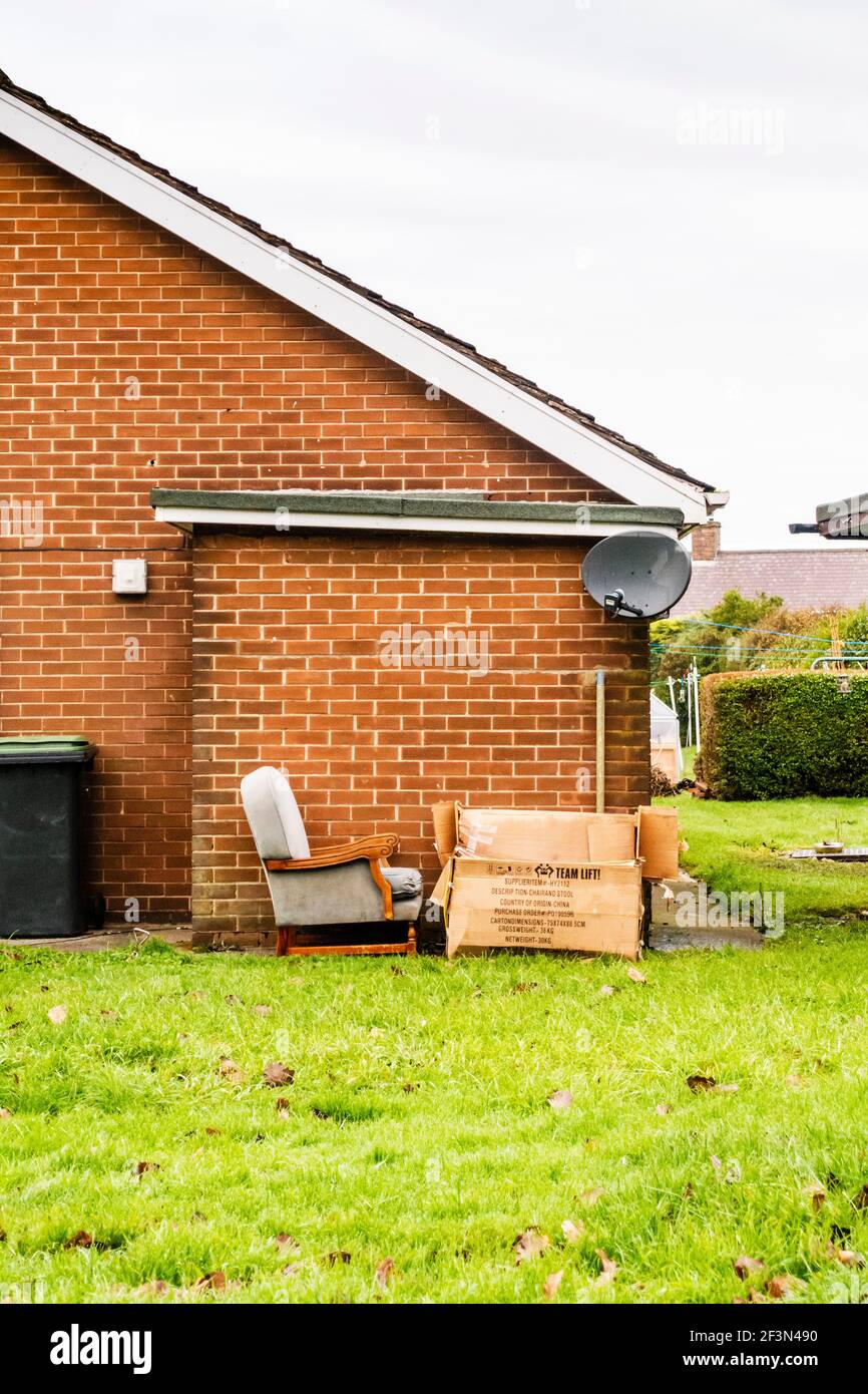 Old peoples bungalow hi-res stock photography and images - Alamy