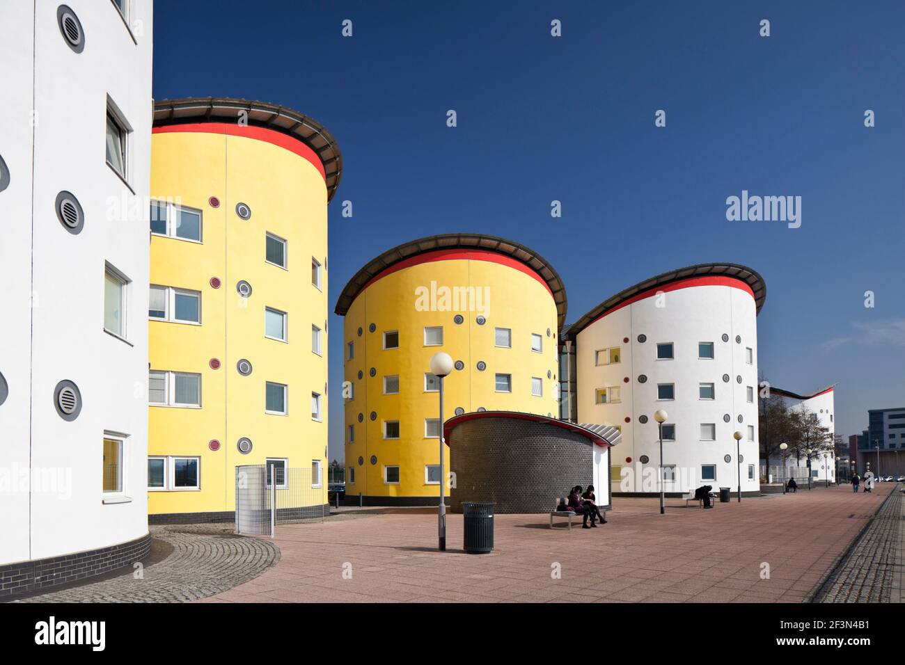 University east london uel docklands hi-res stock photography and ...