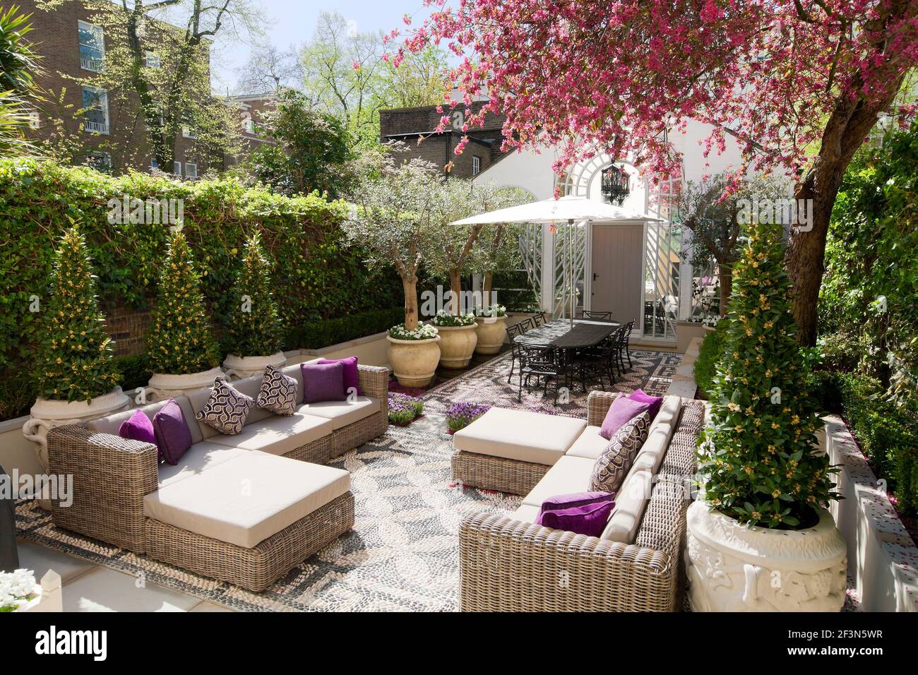 Grade I listed - Sir John Nash regency family home overlooking Regents ...