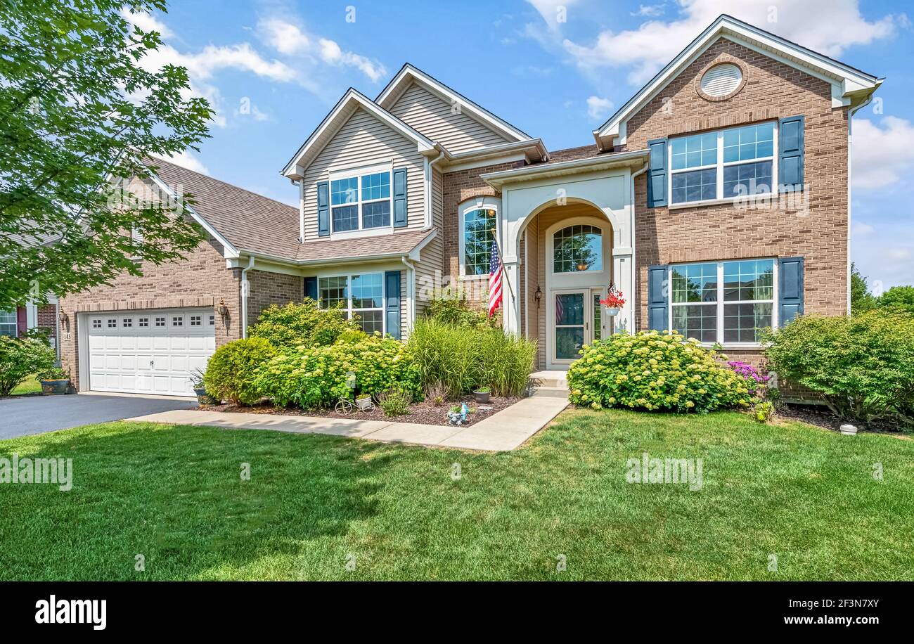 Real Estate Exterior Home Front Stock Photo - Alamy