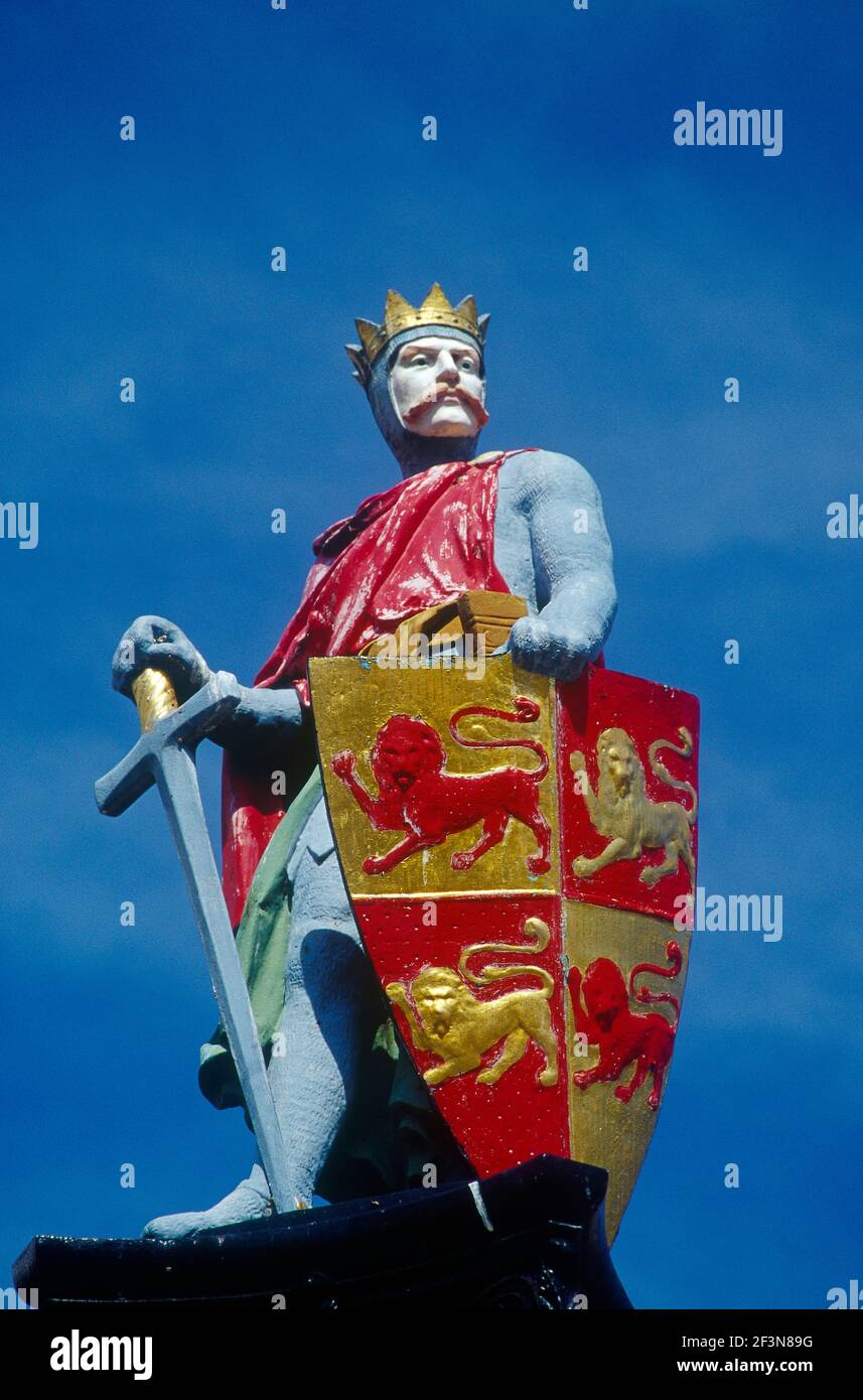 Town square statue. Llewellyn the Great. Soldier. Crown. Heraldic ...
