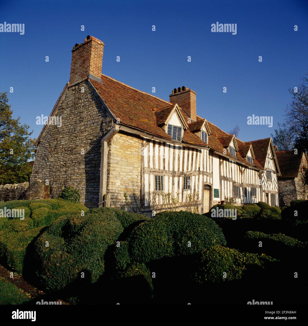 William shakespeares mother hi-res stock photography and images - Alamy