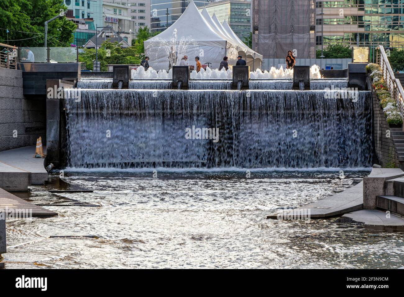 Seoul, South Korea. 30th May, 2017. Cheonggye Plaza is a public square ...