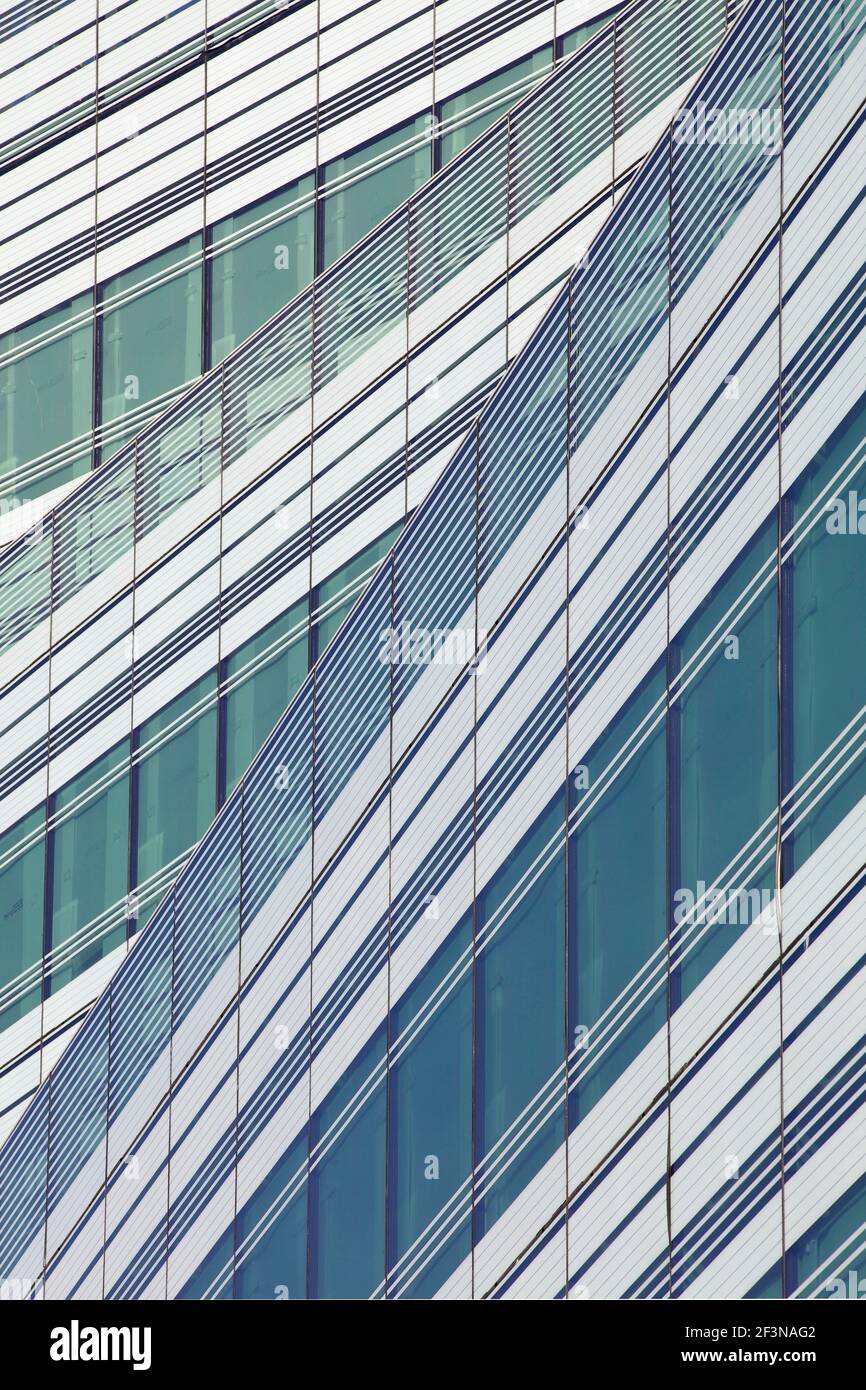 Wates london construction photos hi-res stock photography and images ...