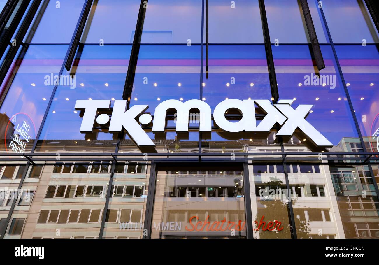 Shopping Logo High Resolution Stock Photography and Images - Alamy