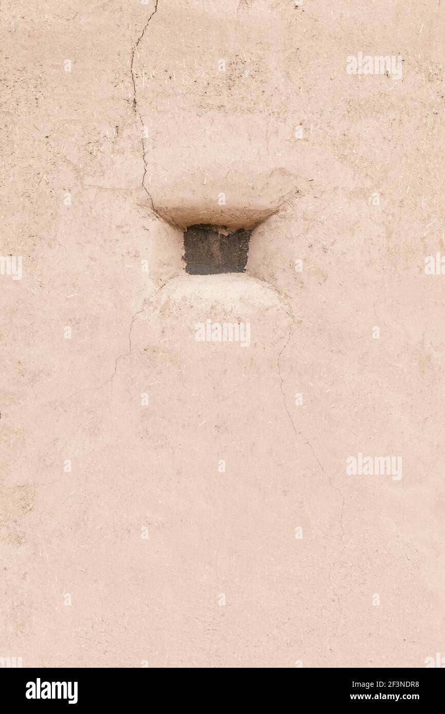 Adobe wall construction new hi-res stock photography and images - Alamy