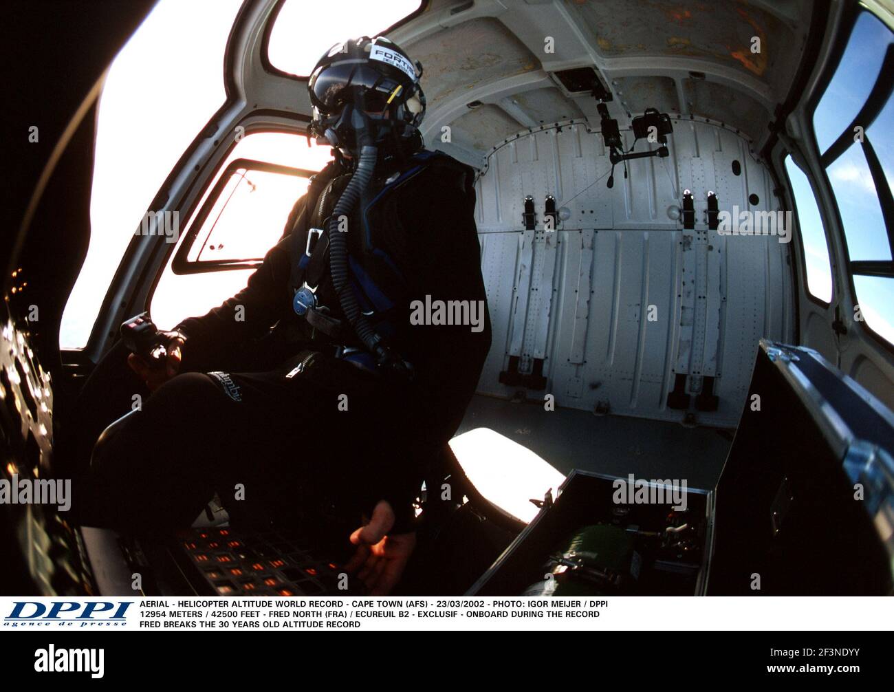 AERIAL - HELICOPTER ALTITUDE WORLD RECORD - CAPE TOWN (AFS) - 23/03 ...