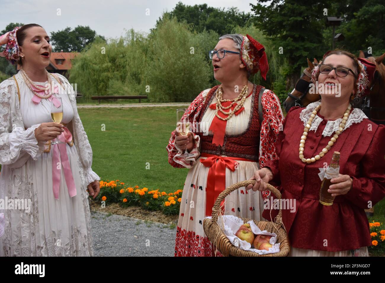 Croatian traditional dress hi-res stock photography and images - Alamy