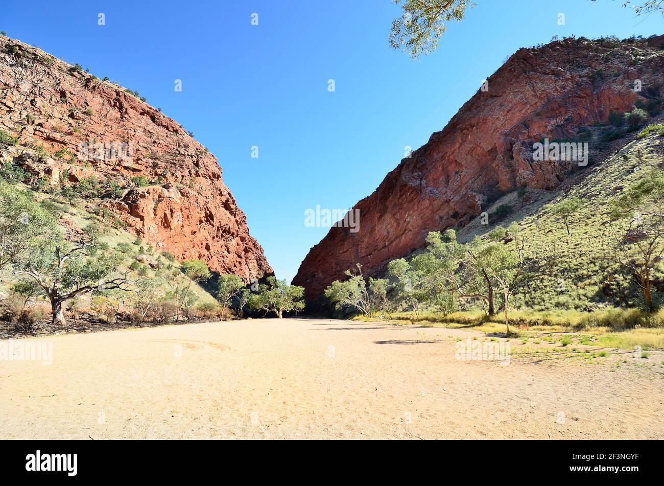 Australia, Northern Territory, Simpson Gap and dry riverbed in ...
