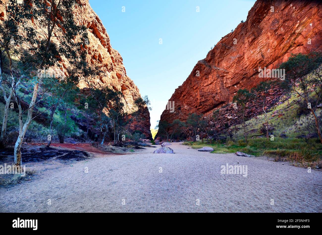 Australia, NT, McDonnell Range, Simpsons Gap Stock Photo - Alamy