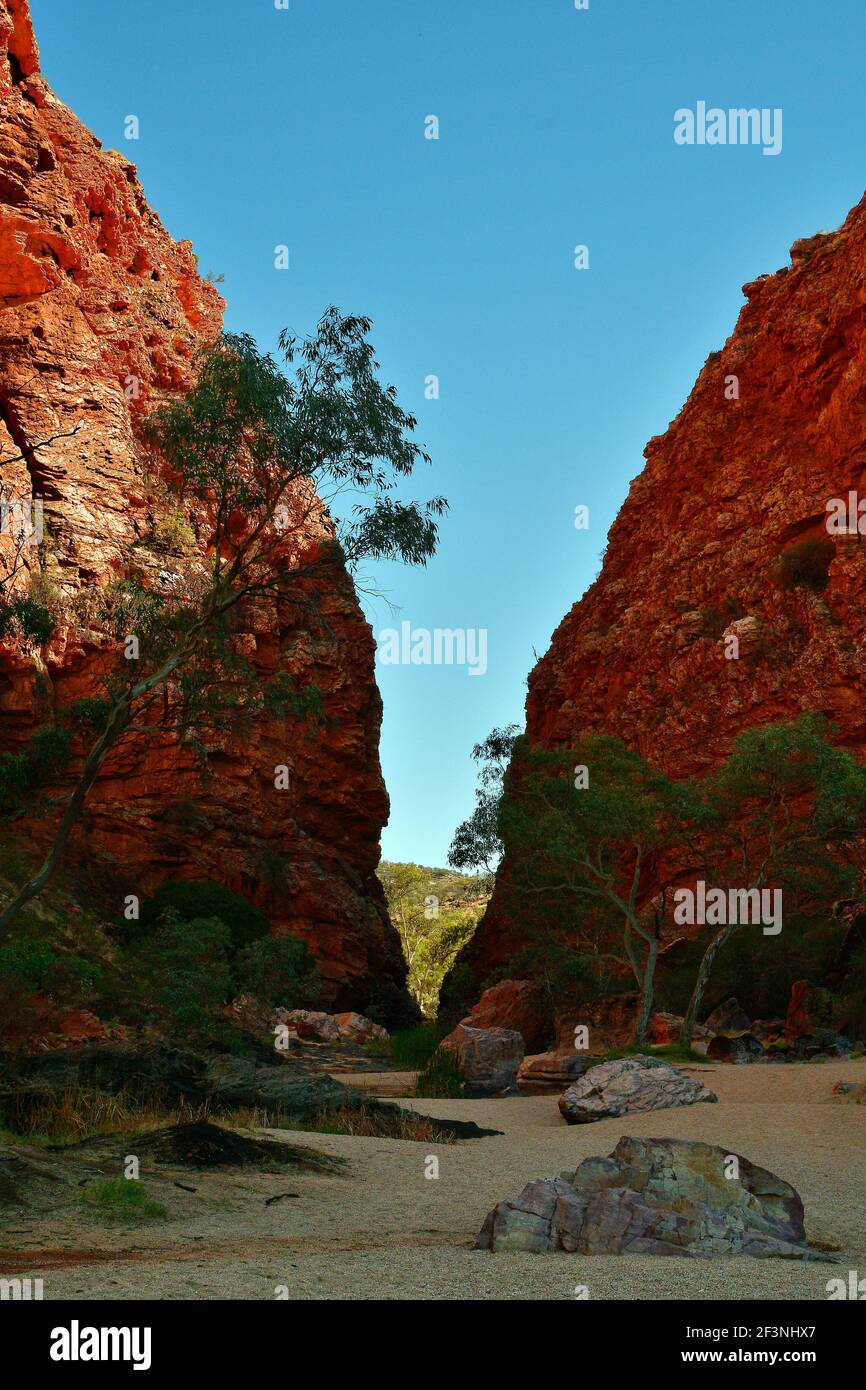 Simpsons gap australia hi-res stock photography and images - Alamy