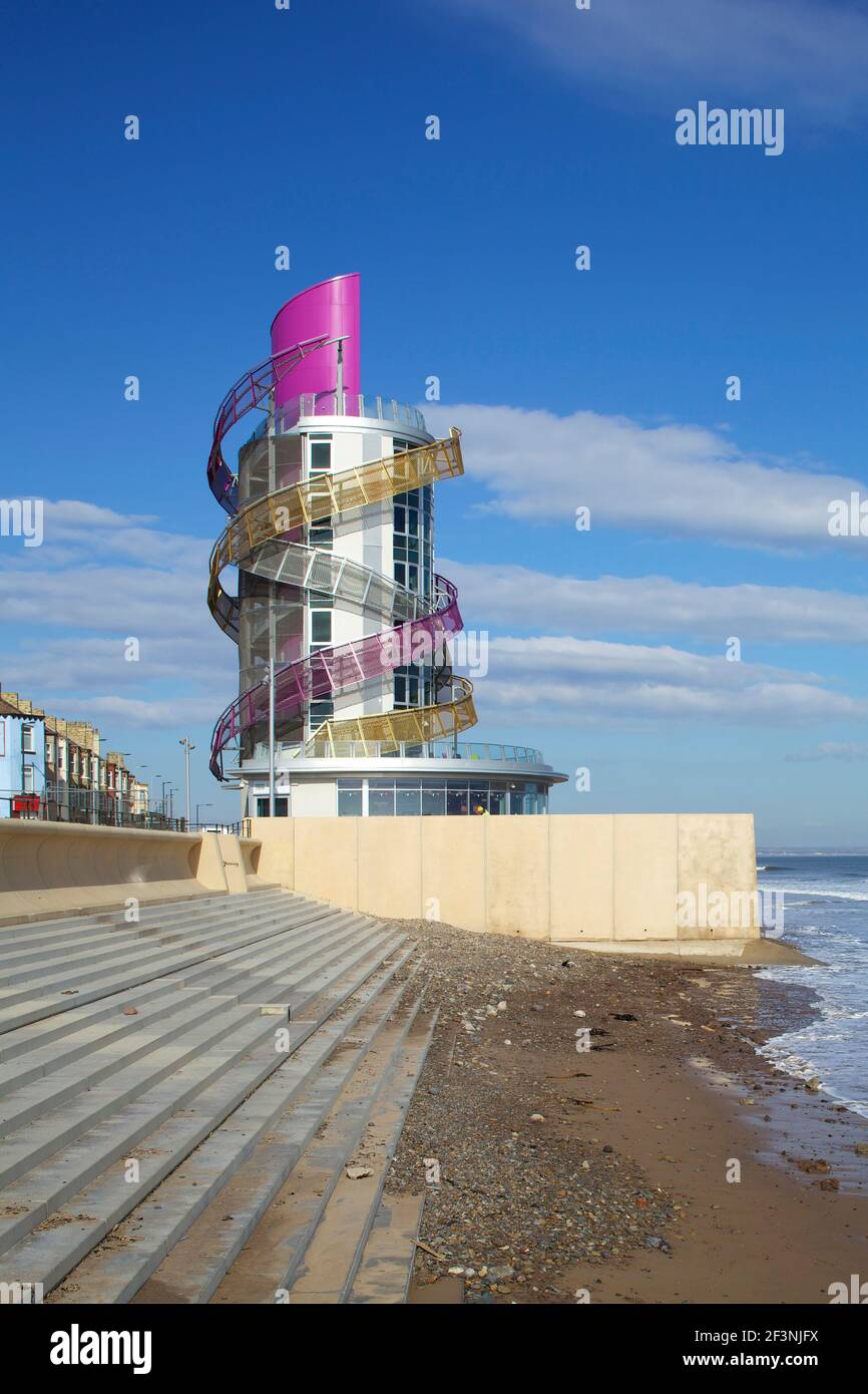 Vertical pier, The Esplanade, Redcar Stock Photo - Alamy