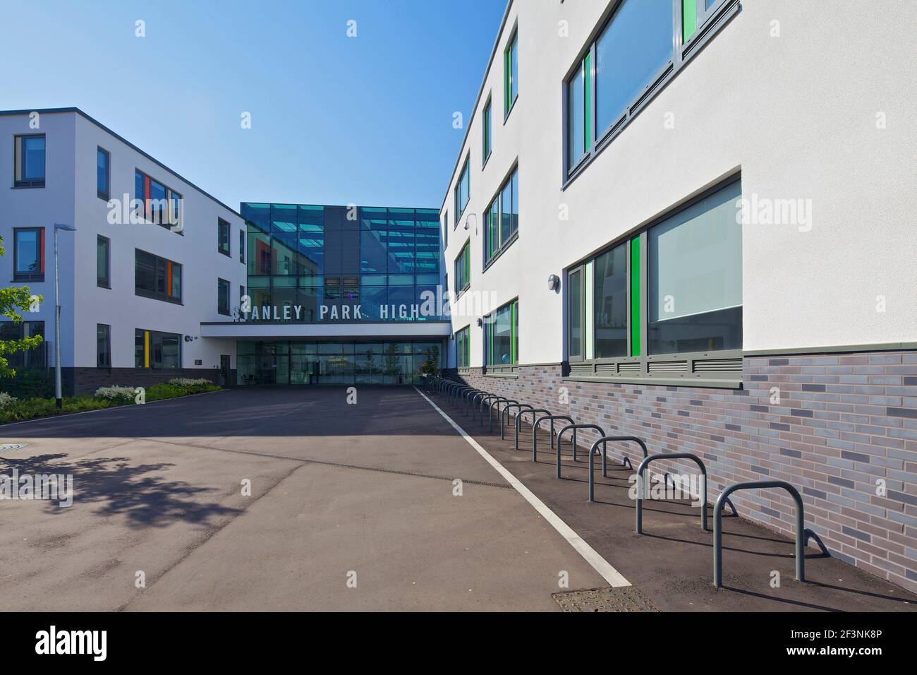 One school pathfinder hi-res stock photography and images - Alamy