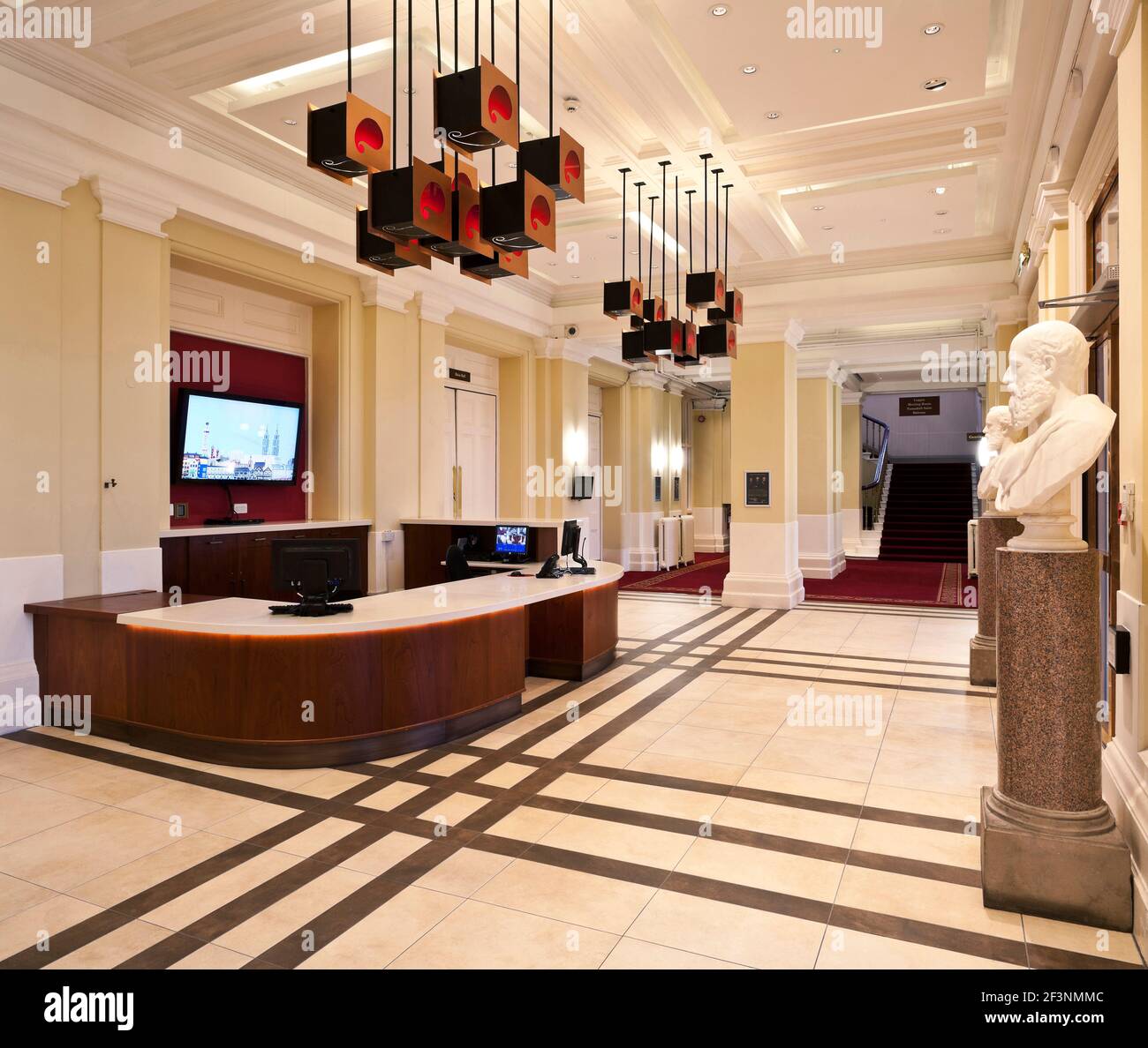 Public reception hall hi-res stock photography and images - Alamy