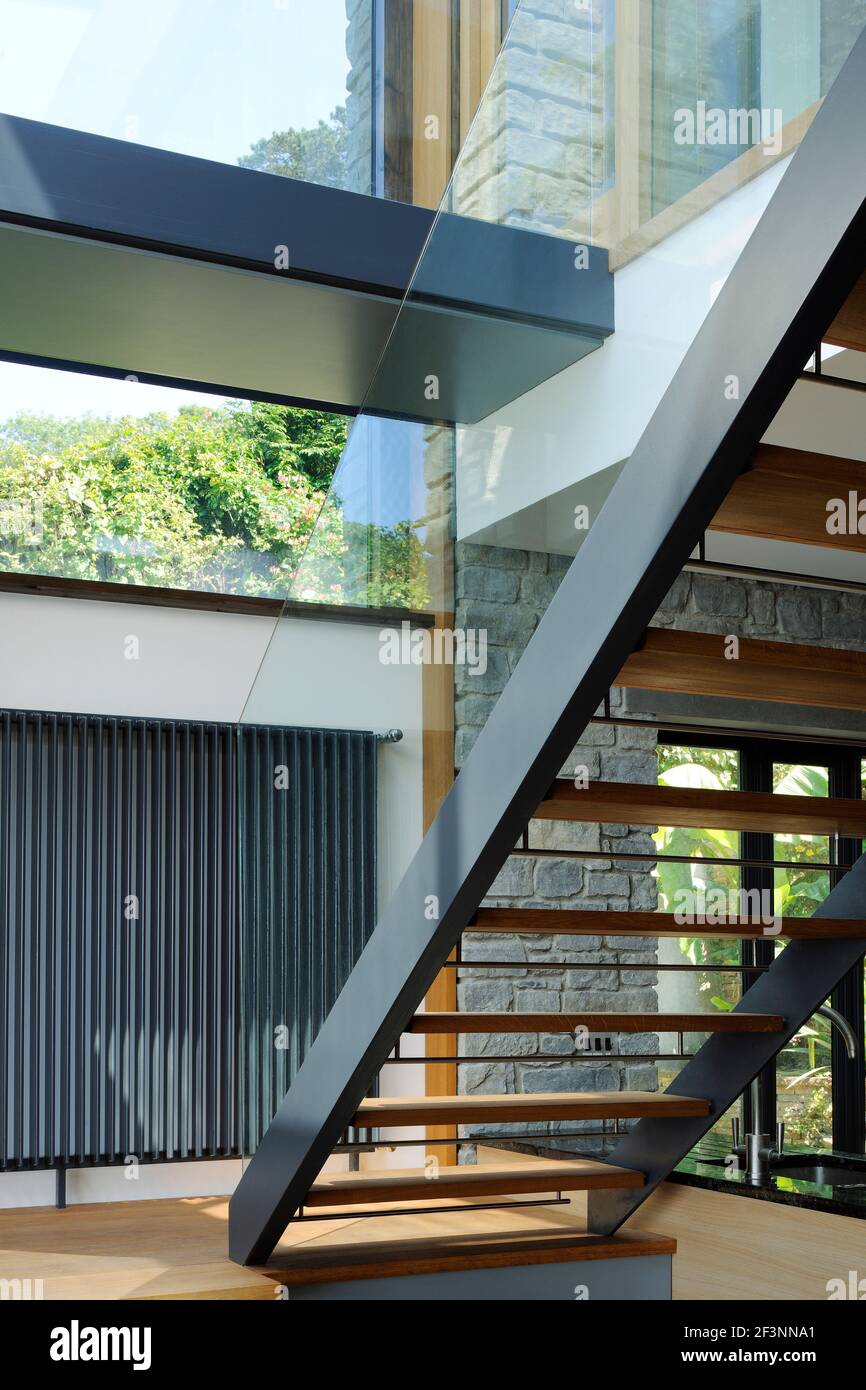 Detail of staircase and intermediate landing - Stan Bolt Architects ...