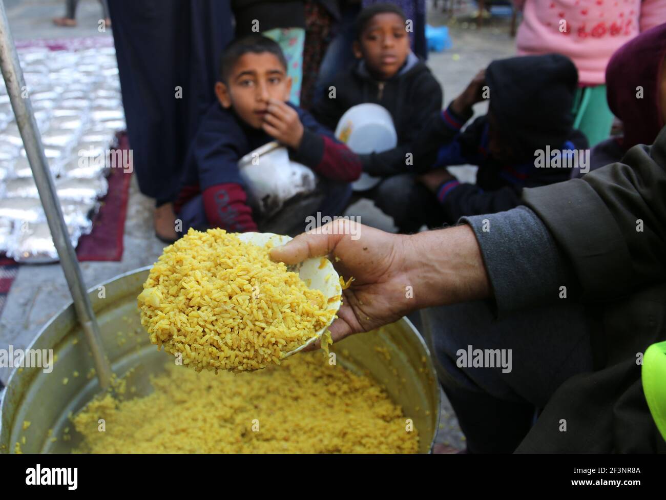 Aid photos hi-res stock photography and images - Alamy